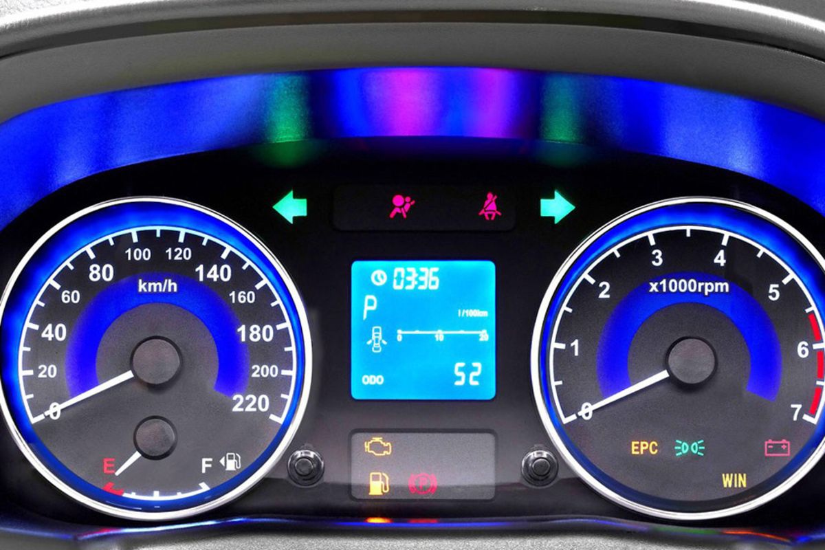 معرفی ام وی ام 550 / MVM 550؛ مشخصات فنی، قیمت و هر آنچه درباره آن باید بدانید - زومیت