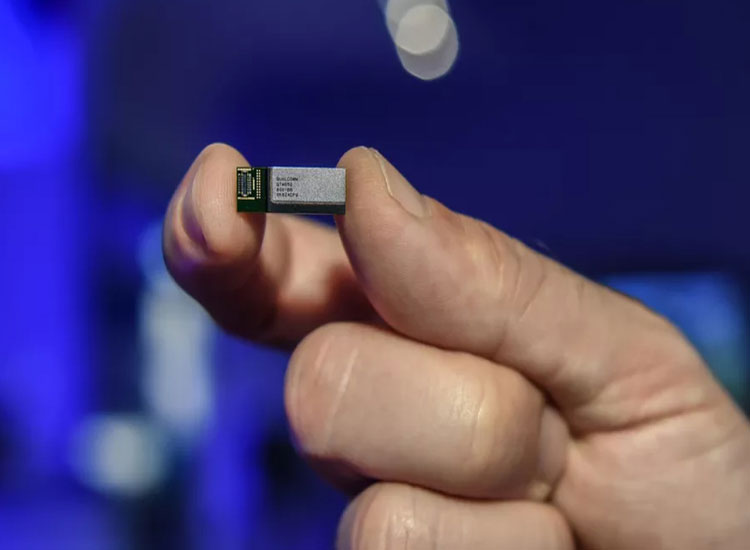 کوالکام آنتن 5G جدیدی را با نام QTM052 و سرعت فوق‌العاده معرفی کرد - زومیت