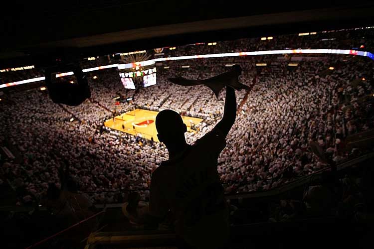 قرارداد همکاری NBA و مایکروسافت برای ساخت سرویس پخش زنده شخصی‌سازی‌شده ...