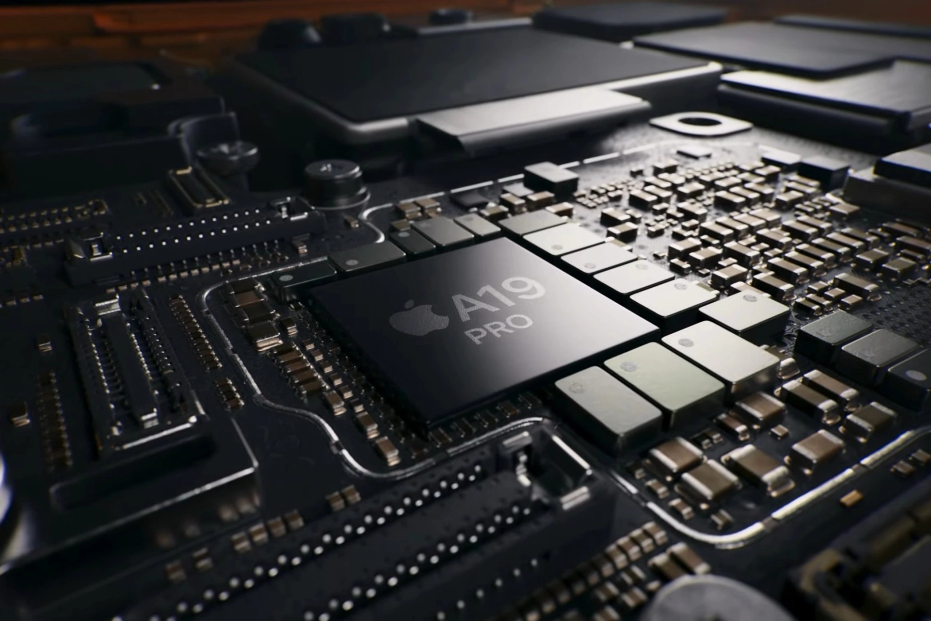 قلب تپنده آیفون‌های ۲۰۲۵؛ پردازنده‌های قدرتمند A19 و A19 Pro معرفی شدند - زومیت