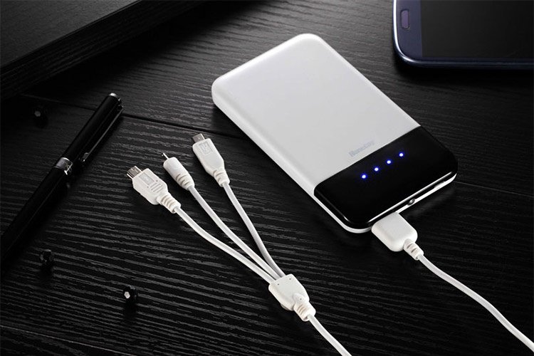 پاوربانک چیست؟ با پاوربانک‌های HuntKey بیشتر آشنا شوید