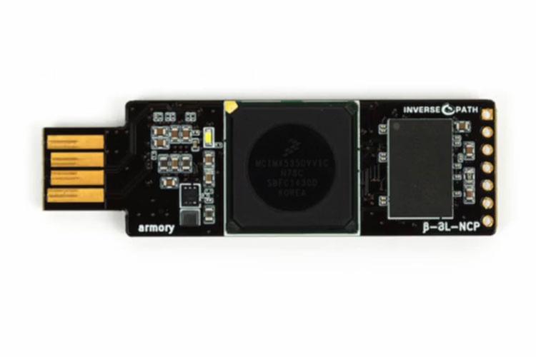 تماشا کنید: با USB Armory یک مینی پی سی با قابلیت‌های امنیتی به همراه ...