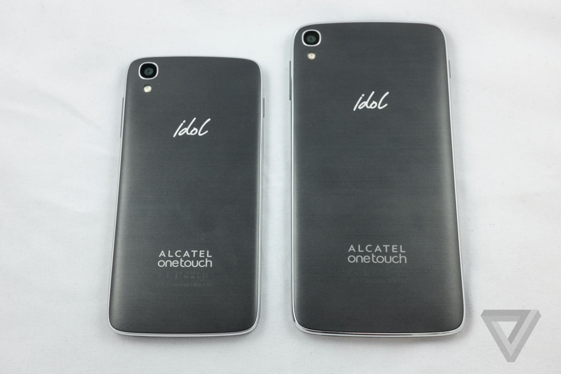 آلکاتل از پرچم‌دار خود در دو نسخه با مشخصات عالی و قیمت پایین رونمایی ...