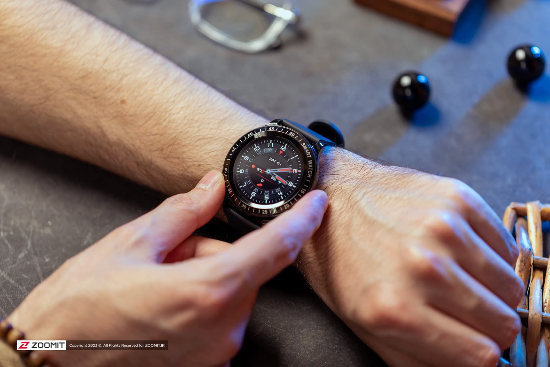 این اولین ساعت هوشمند جی پلاس است - زومیت