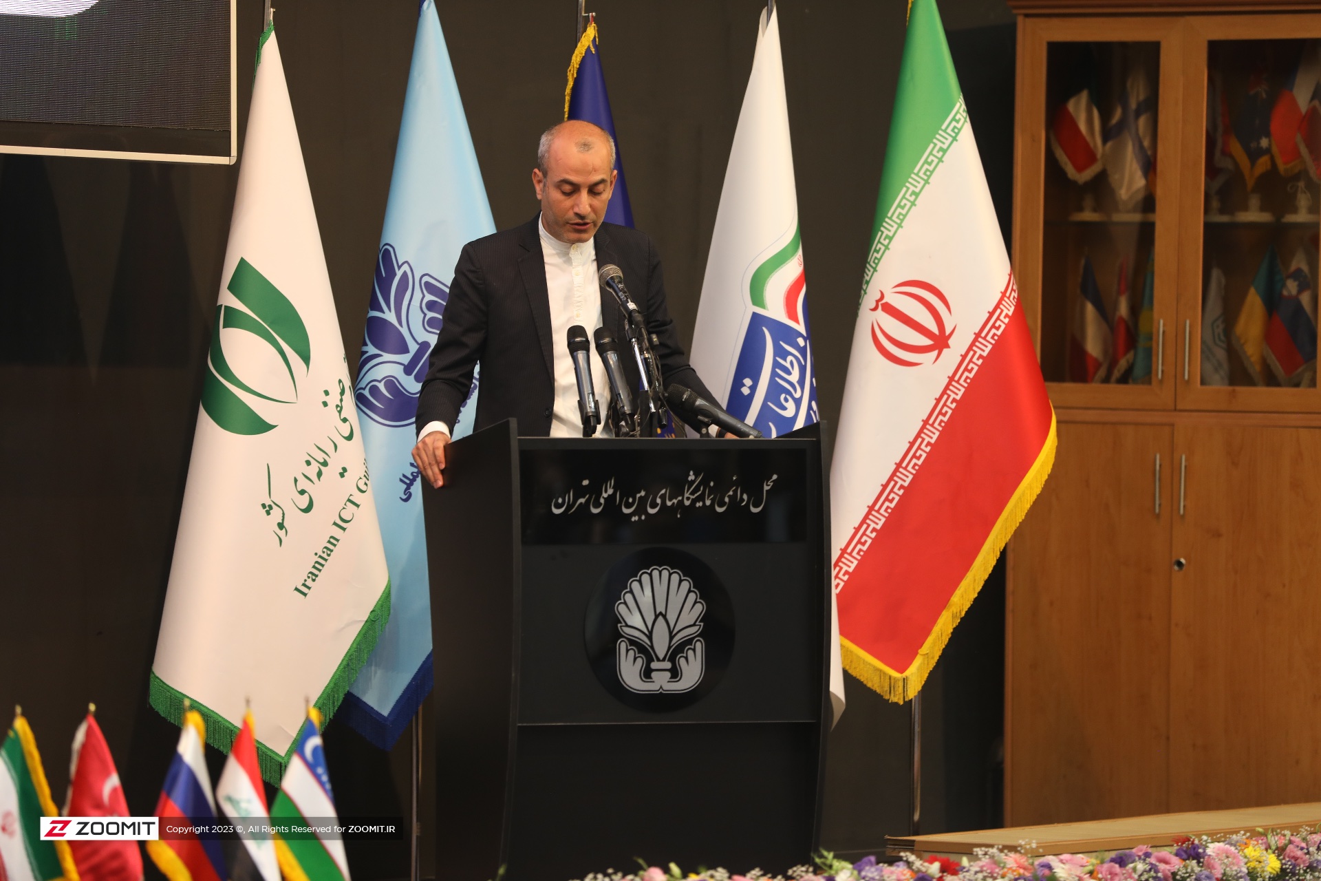توانگر: به‌جای تهدیدهای غیرمنطقی از در مصالحه با پلتفرم‌ها درآیید تا ...