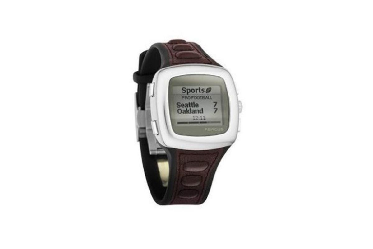 اولین ساعت هوشمند مایکروسافت چیزی نیست که فکرش را می‌کنید - زومیت