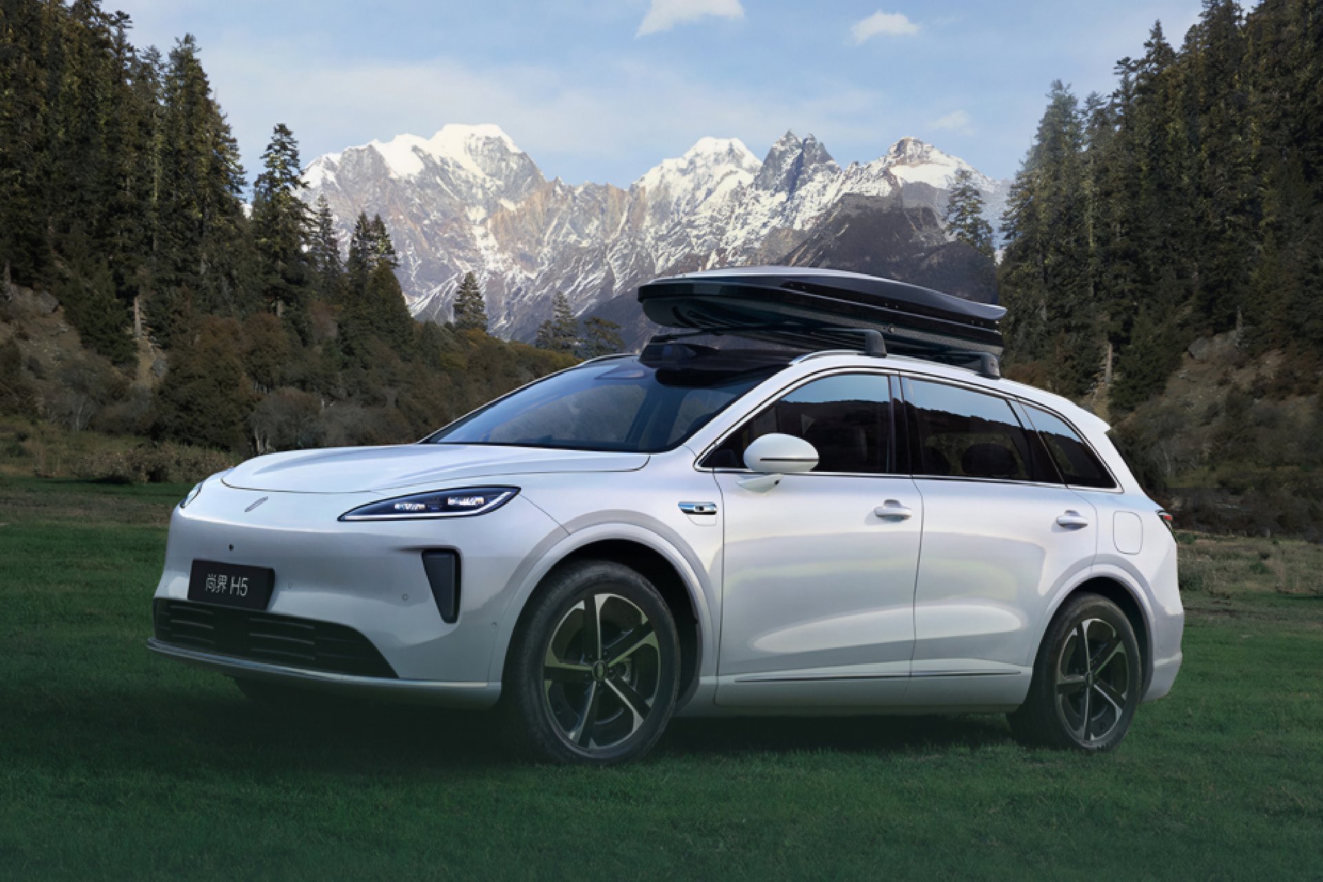 ارزان‌ترین ماشین هواوی با تکنولوژی‌های پیشرفته و طراحی جسورانه عرضه شد ...