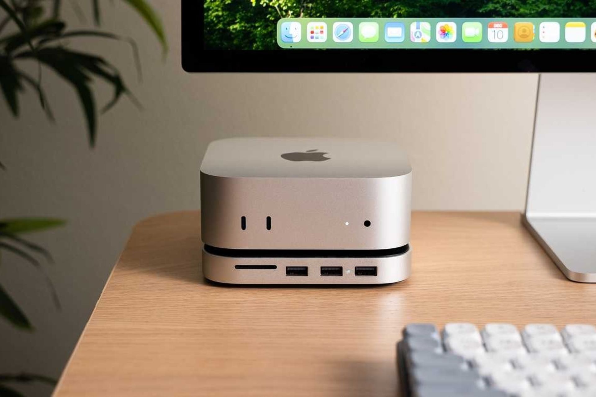 پایه و هاب جدید ساتچی مخصوص کاربران مک مینی M4 اپل است - زومیت