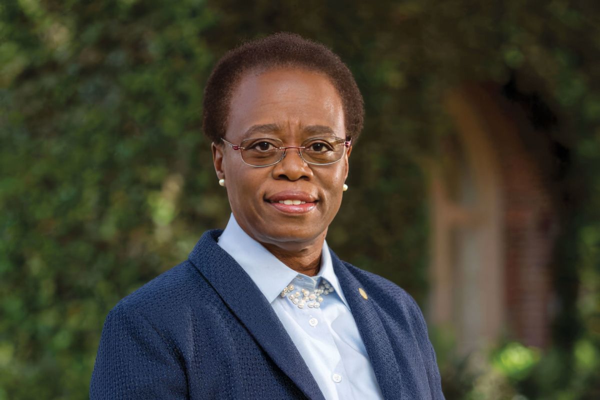 واندا آستین؛ زن قدرتمندی که اپل را «به فضا می‌برد» - زومیت